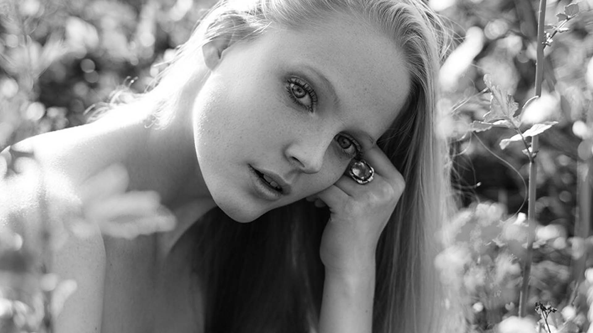 Alena Polzer | Schauspielerin, Sängerin & Model aus Tuttlingen