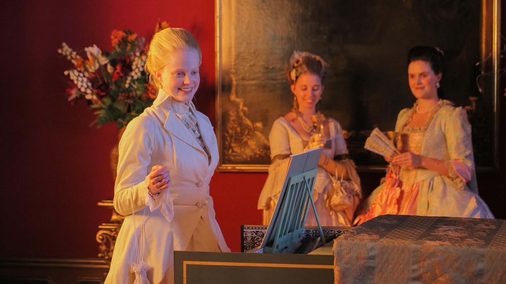 Alena Polzer | Schauspielerin, Sängerin & Model aus Tuttlingen